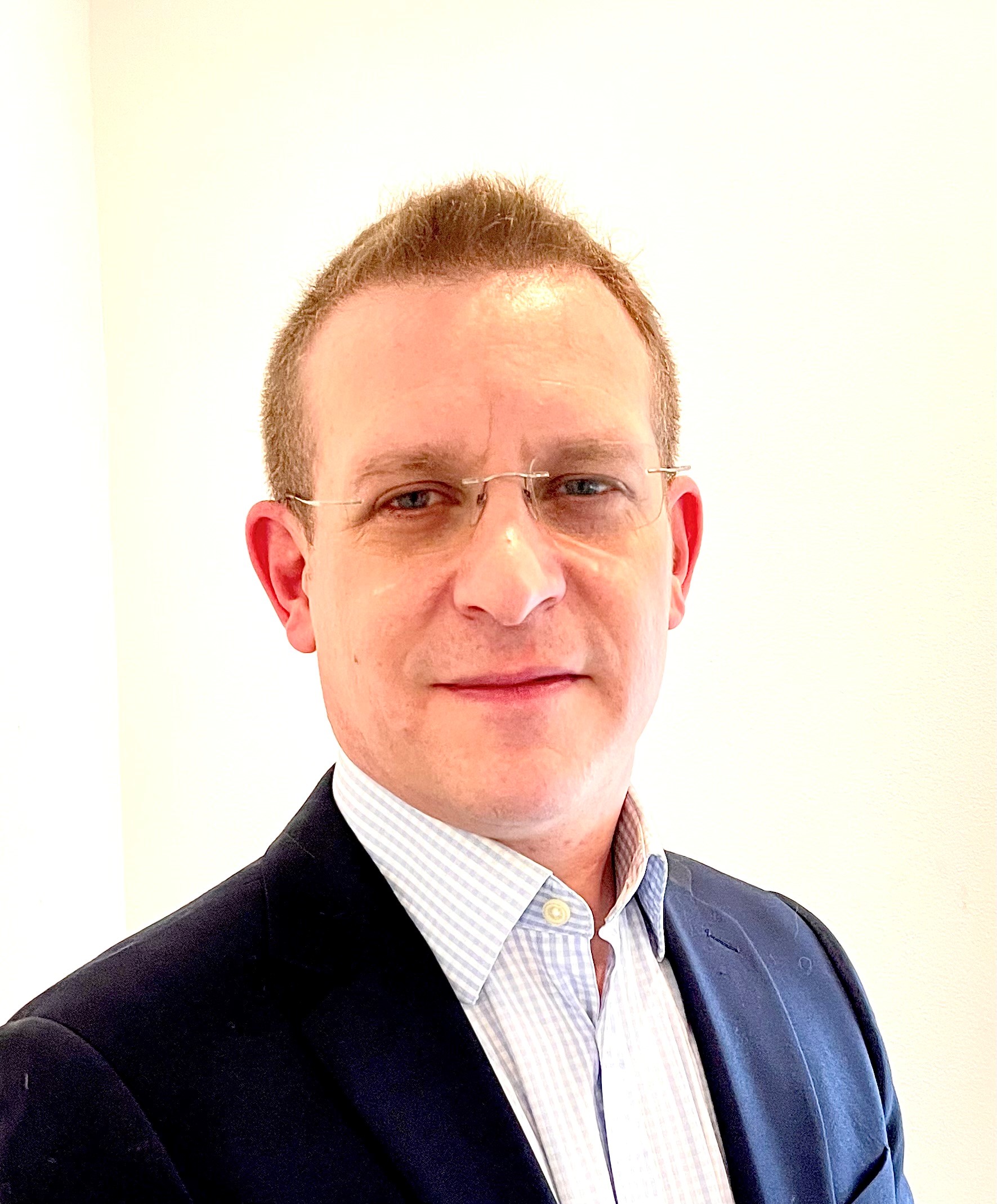 MR. LUKE SIMONS - Mysize